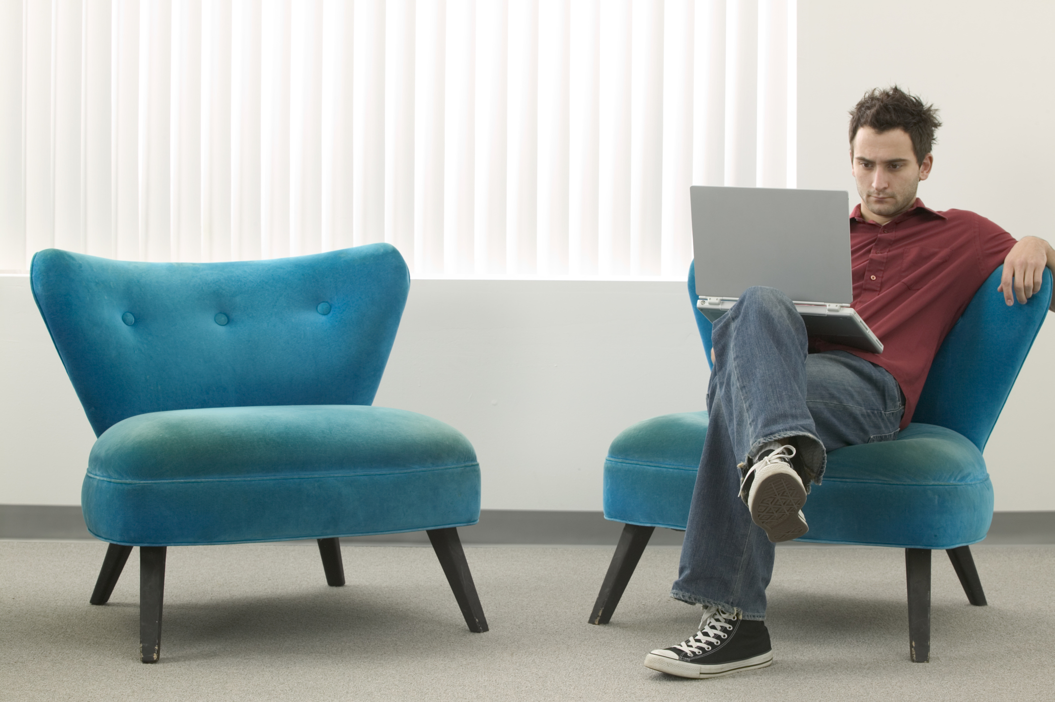 My husband hates socialising | Psychologies