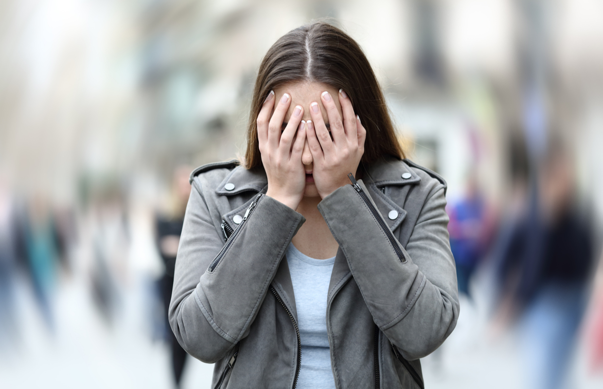 What is agoraphobia: understand the causes & how to help | Psychologies